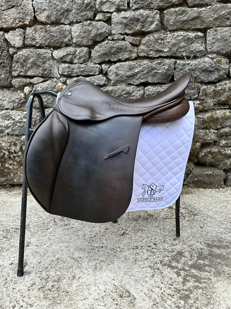 Jeffries Show Saddle Black 15" MW - The Saddle Barn